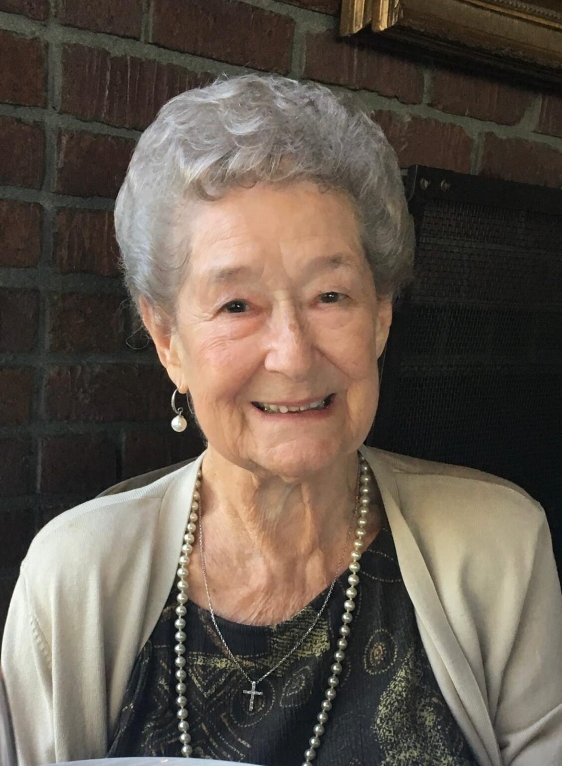 Loretta May Higgins - Hilgenfeld Mortuary